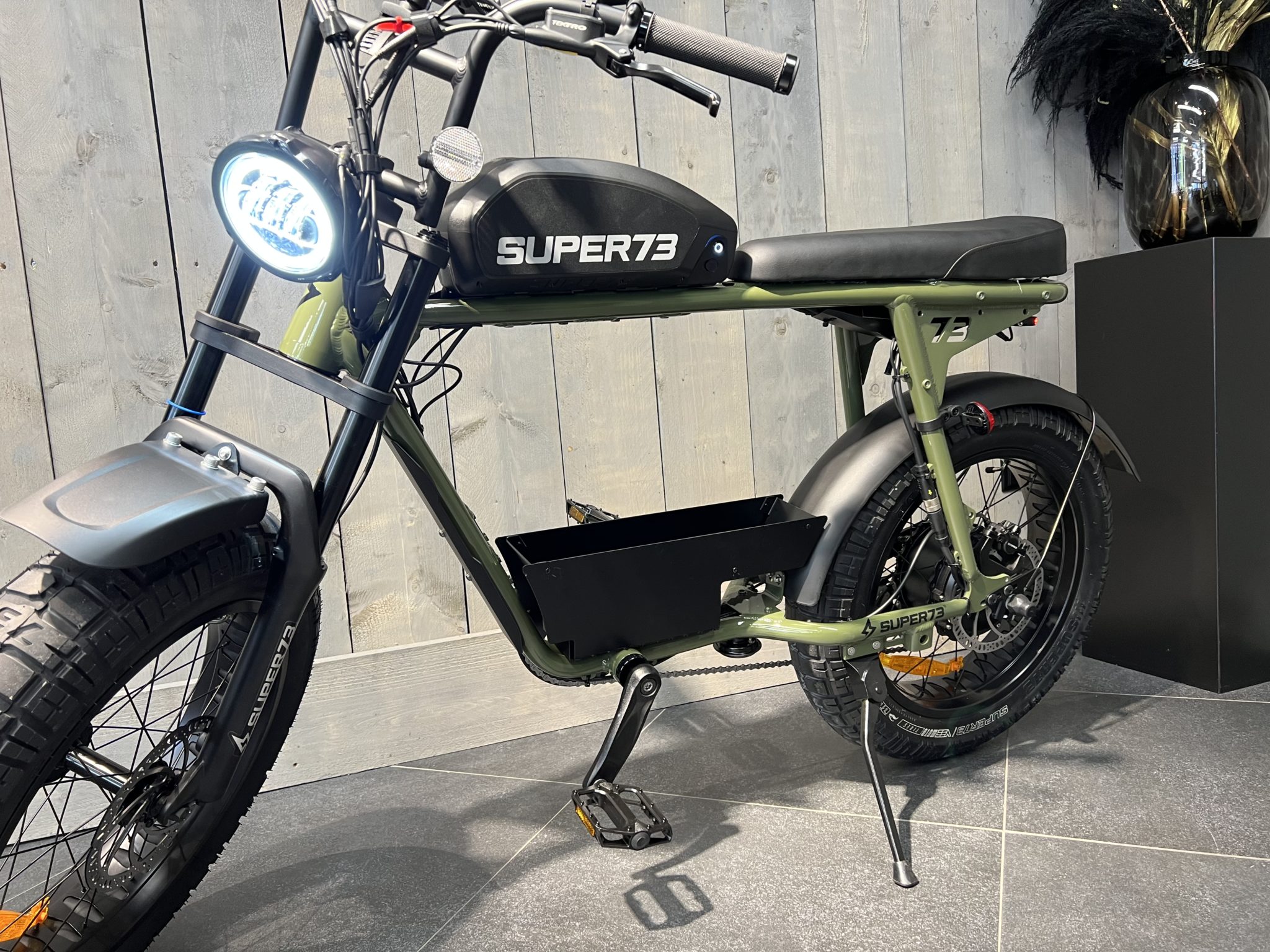 SUPER73 S2 E-BIKE FATBIKE SUPER 73 ELEKTRISCH FLANNEL GREEN - Perry Scooters Haarlem